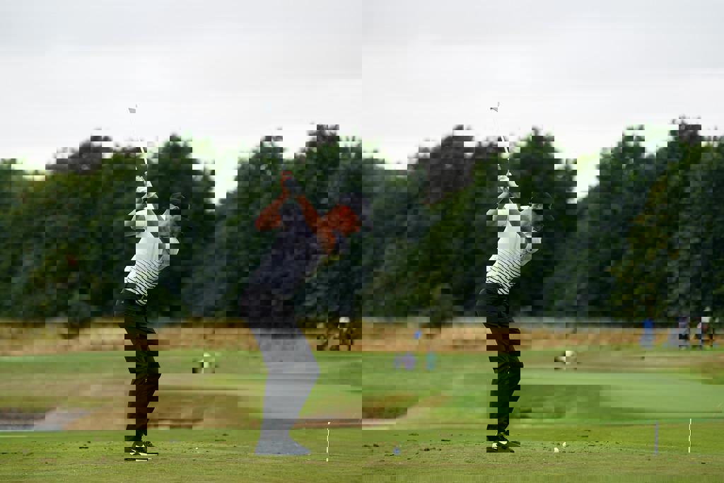 Lead Tech sponsors up and coming Otley pro golfer Alex Harm